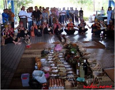BORNEO BUMI KENYALANG: PERAYAAN