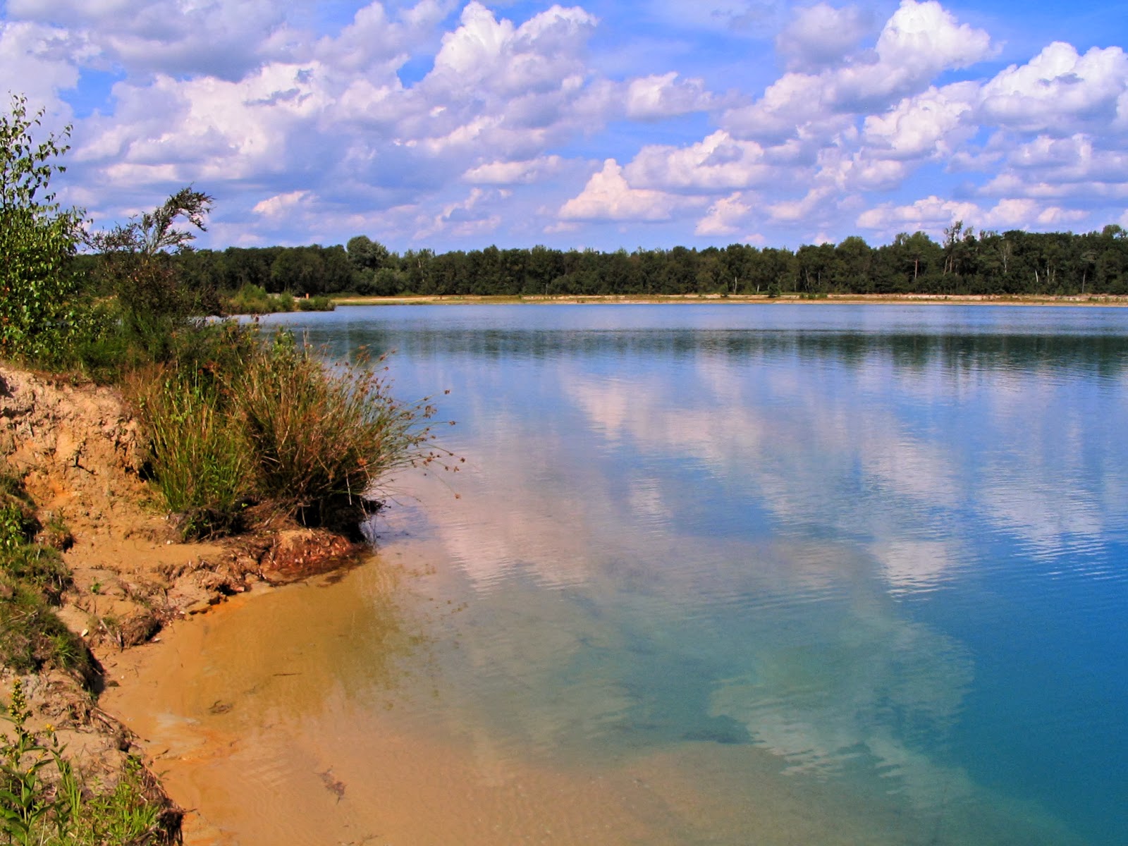 Weert en natuur: Er gaat veel mis bij het blauwe meertje.