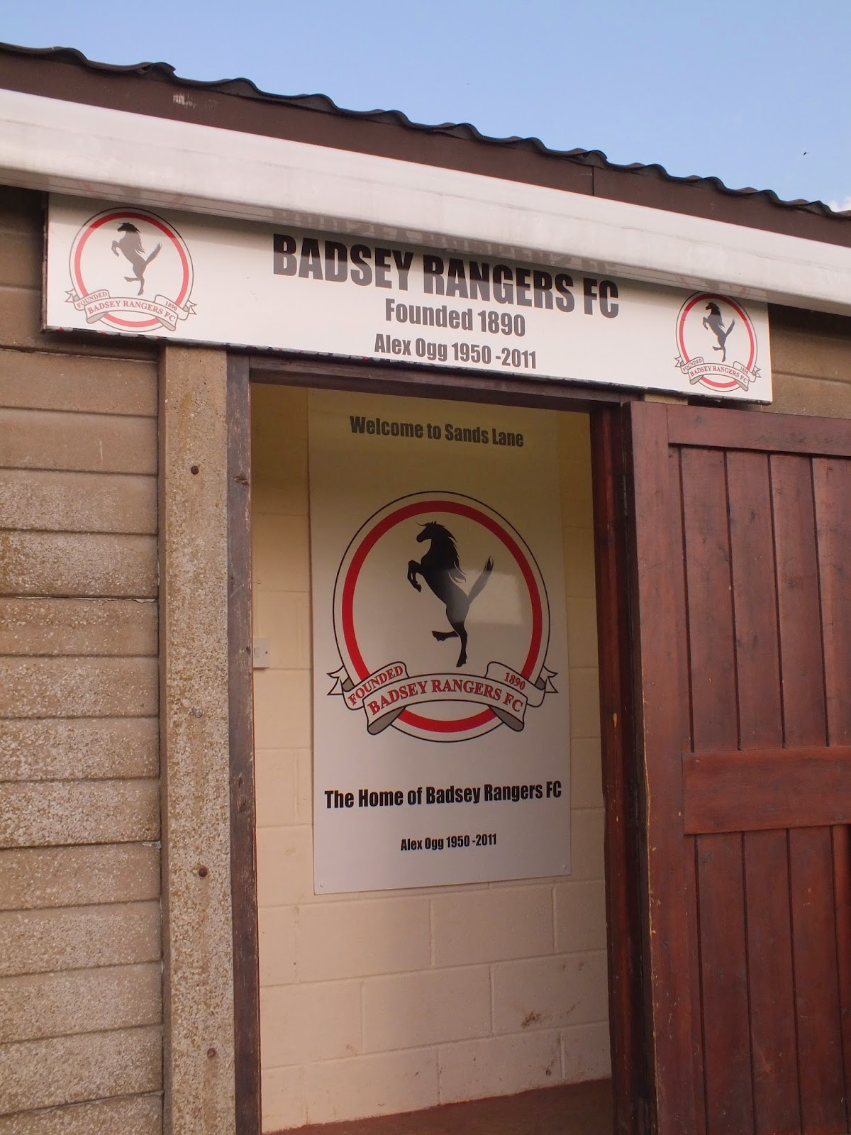 The Mowdog On The Road...: BADSEY RANGERS v BEWDLEY TOWN: general images...