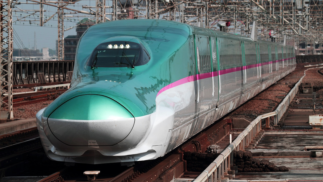 Did You Smile Today ?: New Shinkansen Series E5 : Hayabusa bullet train ...