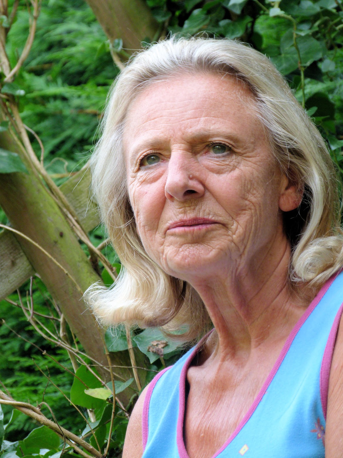 Lives And Times Fundraising Book My Mum Loses Her Long Battle With Bowel Cancer