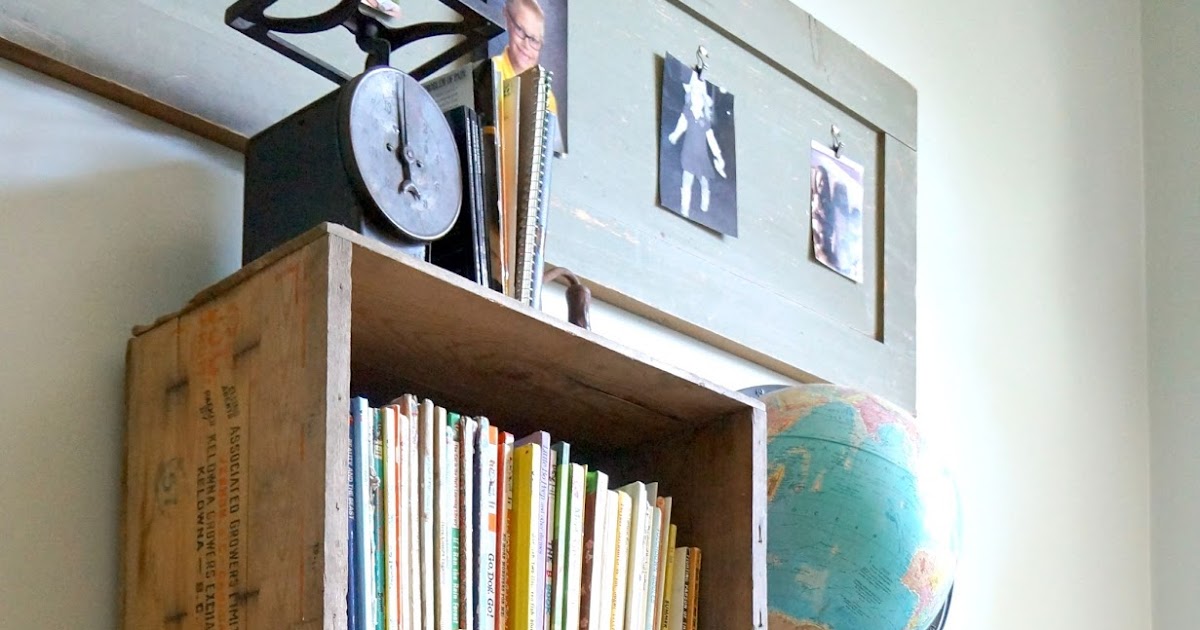 Kammy's Korner: The Cob Box Book Case {Revamped Family Heirloom}