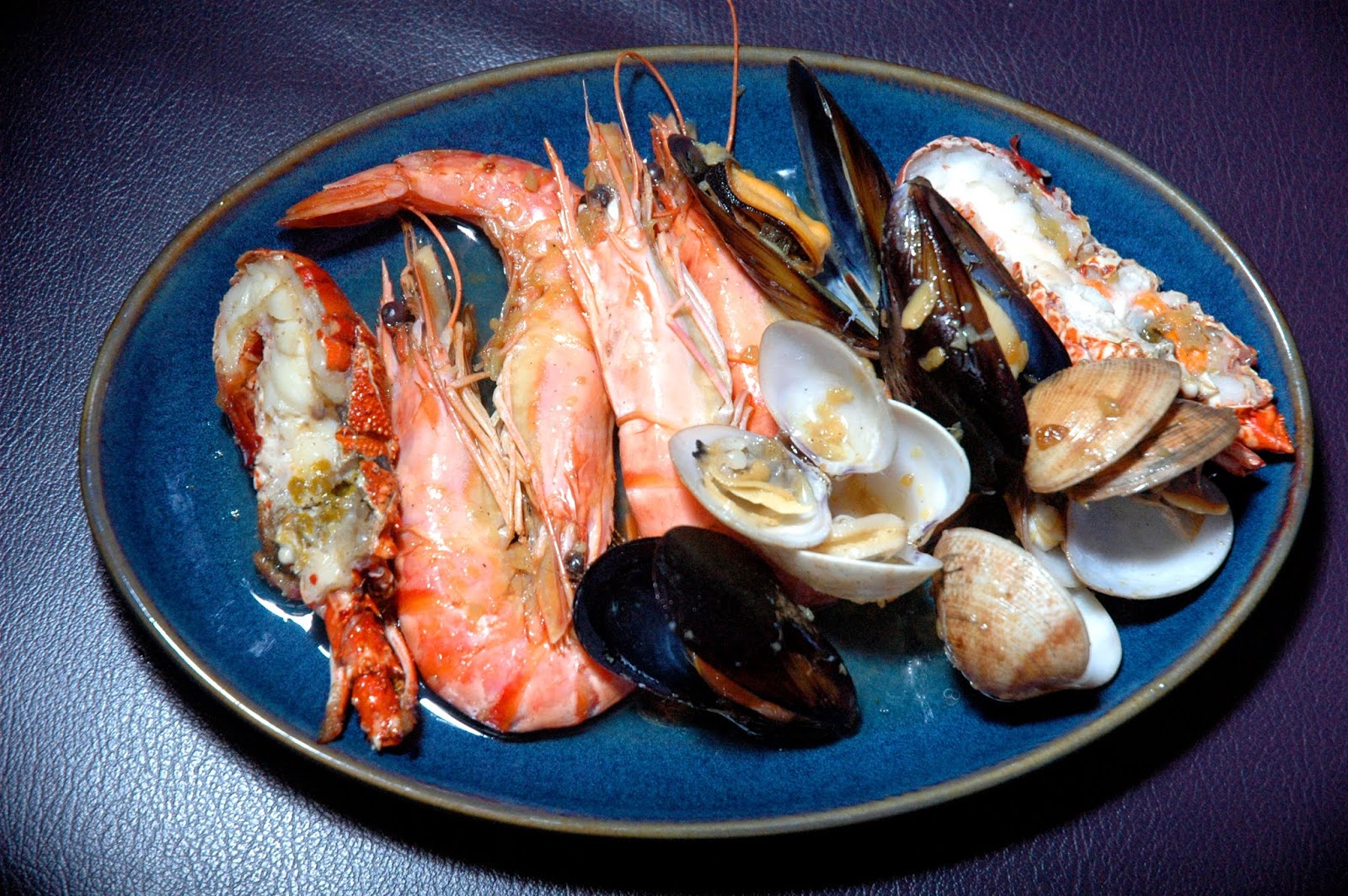 DUDE FOR FOOD: Fresh Catch for the Weekend: The Seafood Extravaganza at ...