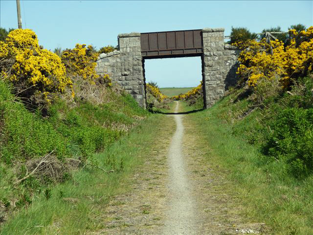 Walking The Line: Rathen Station to Rathen village