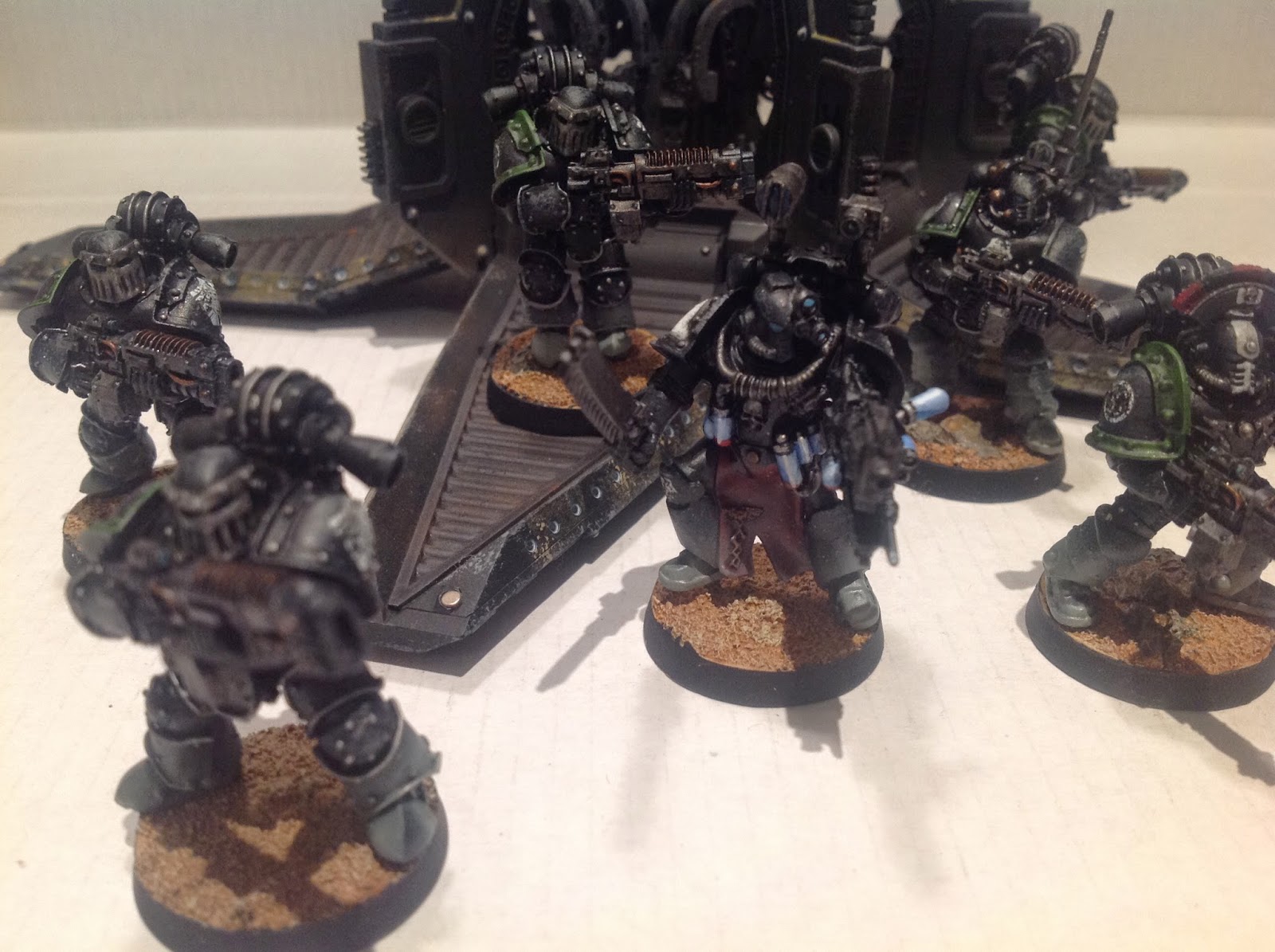A Galaxy In Flames: Finished Raven Guard Volkites and WIP Heavy Weapons