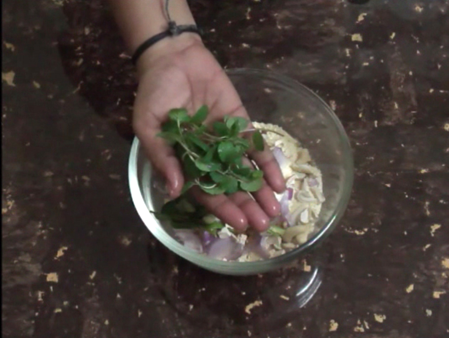 Sukku's Kitchen : JEEDIPAPPU PAKODI / KAJU PAKODA / CASHEW NUT FRITTERS ...