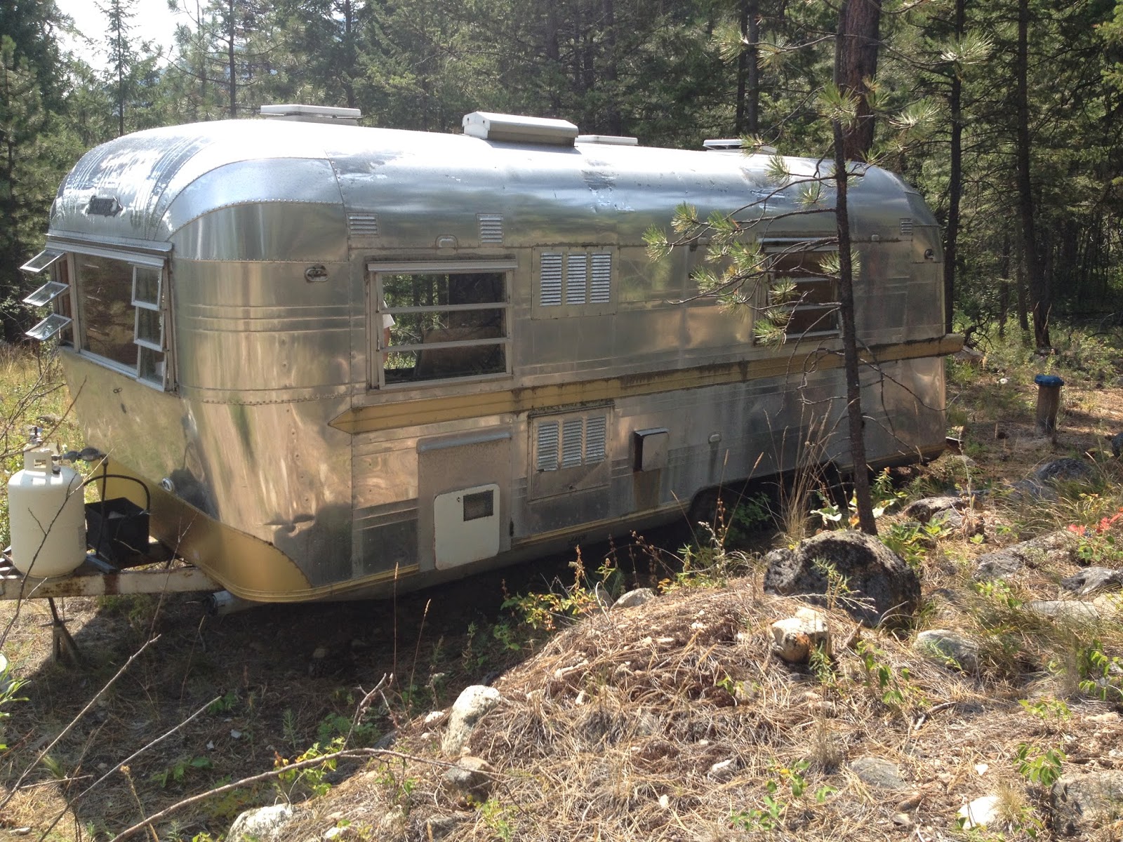 1967 Streamline Duchess Frame Off Restoration: Craigslist Find