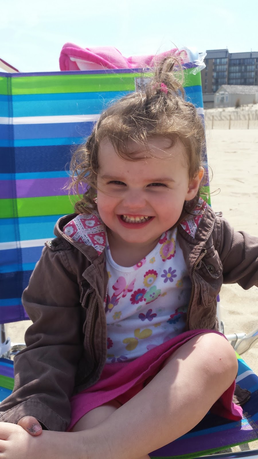 KinderMyles: Beach Buds