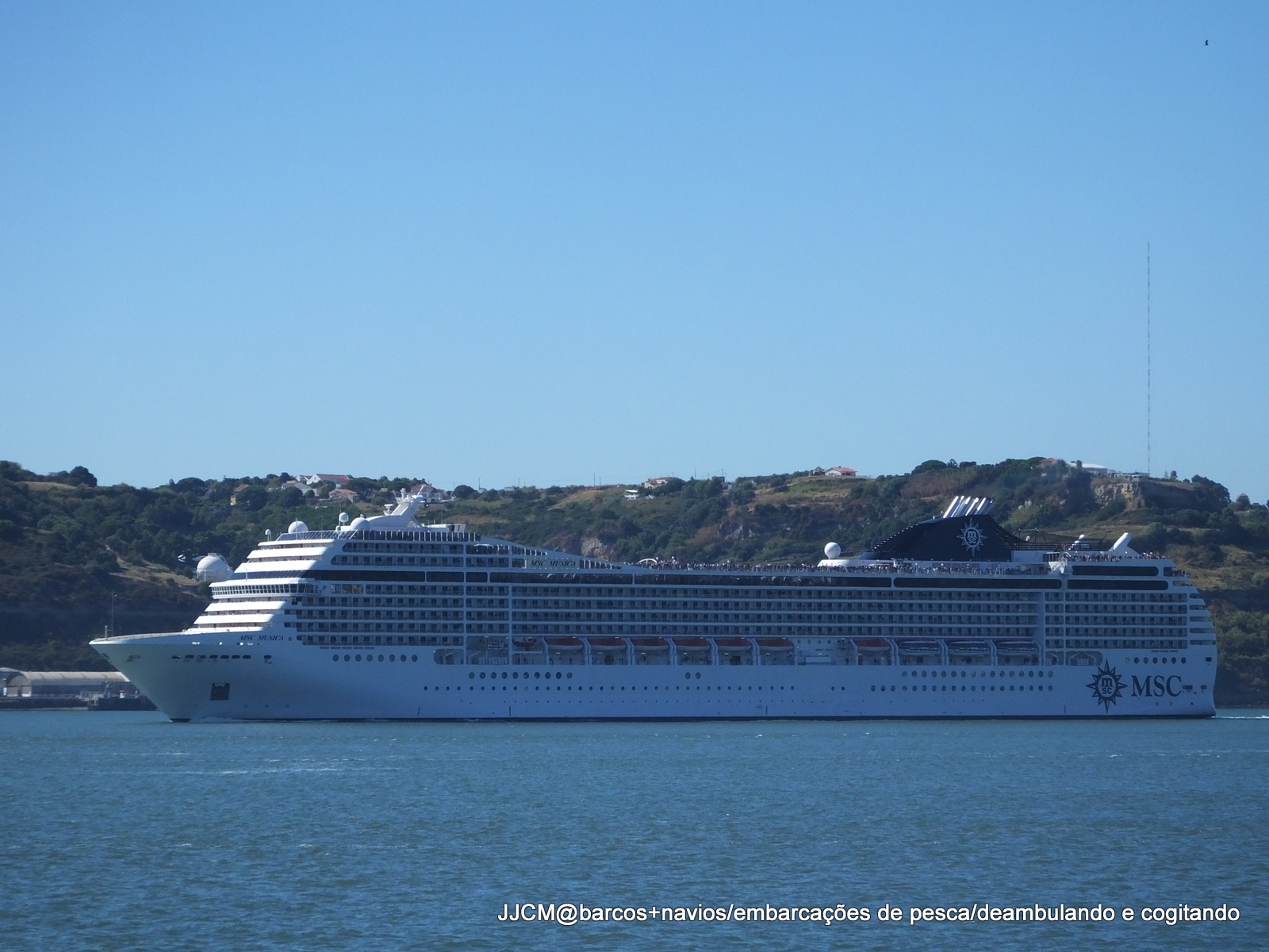 BARCOS+NAVIOS: MSC MUSICA