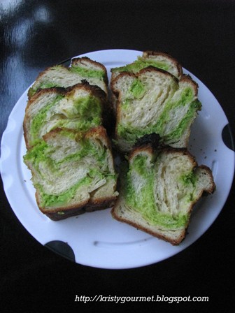 Pandan Coconut Mable Danish Loaf
