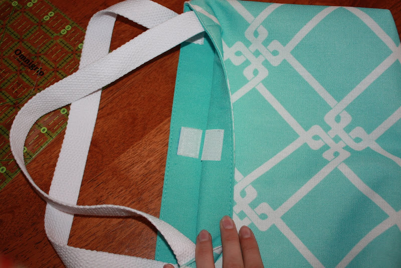 Living the Super Life: Placemat Tote Bag Tutorial