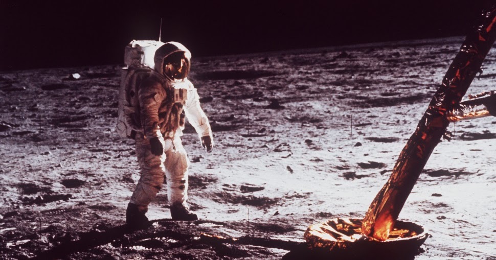 O código fonte da Apollo 11 está disponível online e é cheio de piadas