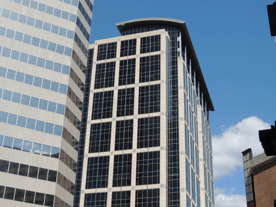 Houston in Pics: Ernst & Young at Office Tower on McKinney and Austin S