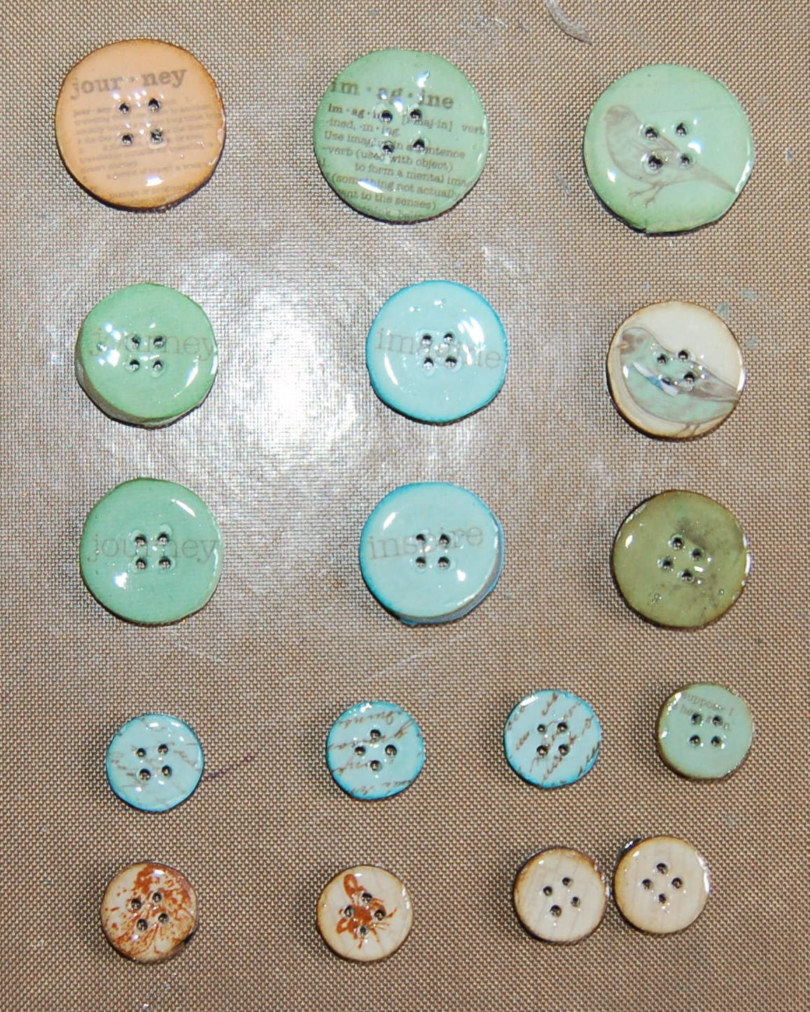 Izzwizz Creations: Decorating buttons with patterned papers and a card ...