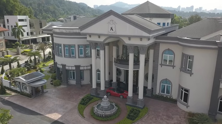 Dato Aliff Syukri House Dato Aliff Syukri House