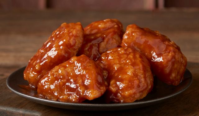 Checkers and Rally's Bring Back Five Boneless Wings for $3 Deal