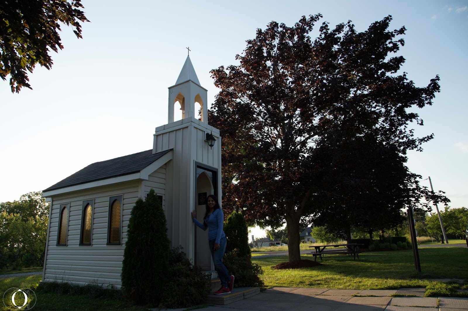 Niagara River, Niagara On The Lake, and the smallest chapel in the ...