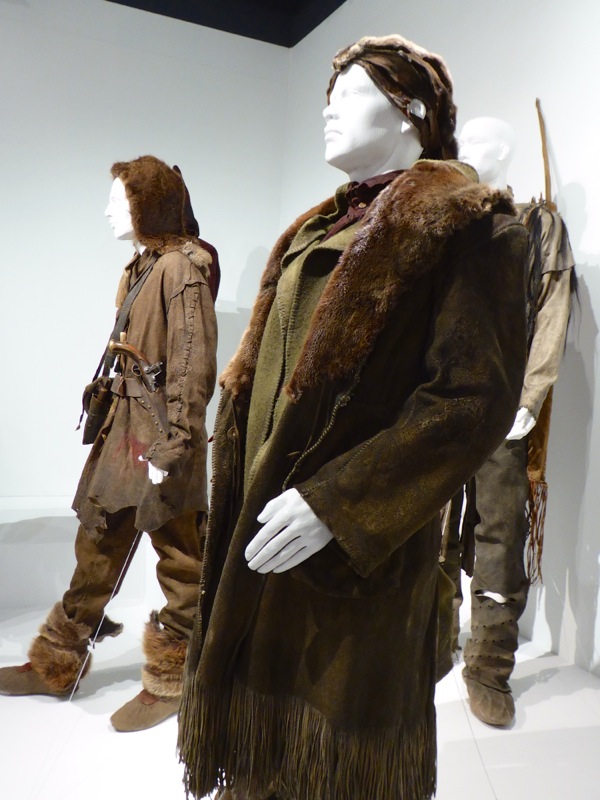 Hollywood Movie Costumes and Props: Oscar-nominated movie costumes from ...