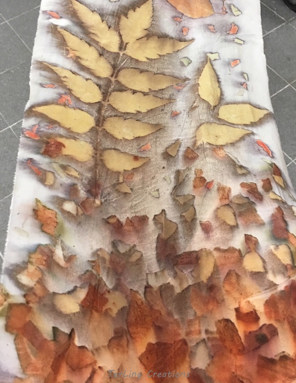 Terrie ~.~ smiling.....: Natural printing with tertiary students 專上學生的植物印染