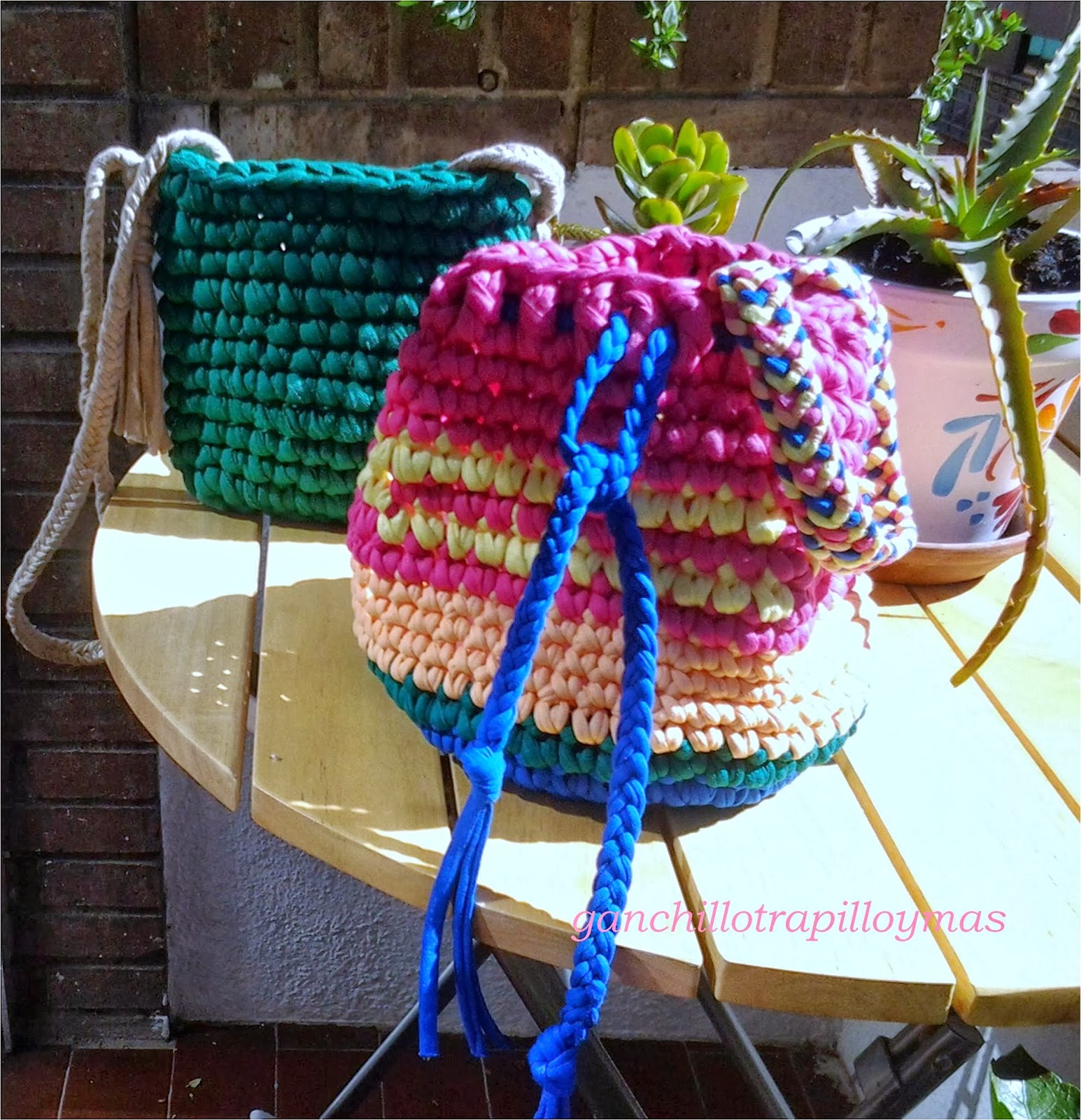 ganchillo, trapillo y mas: Bolsos de trapillo