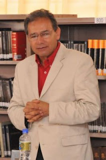 Entre letras y renglones muy feliz siempre serás.: Escritor Celso Román ...