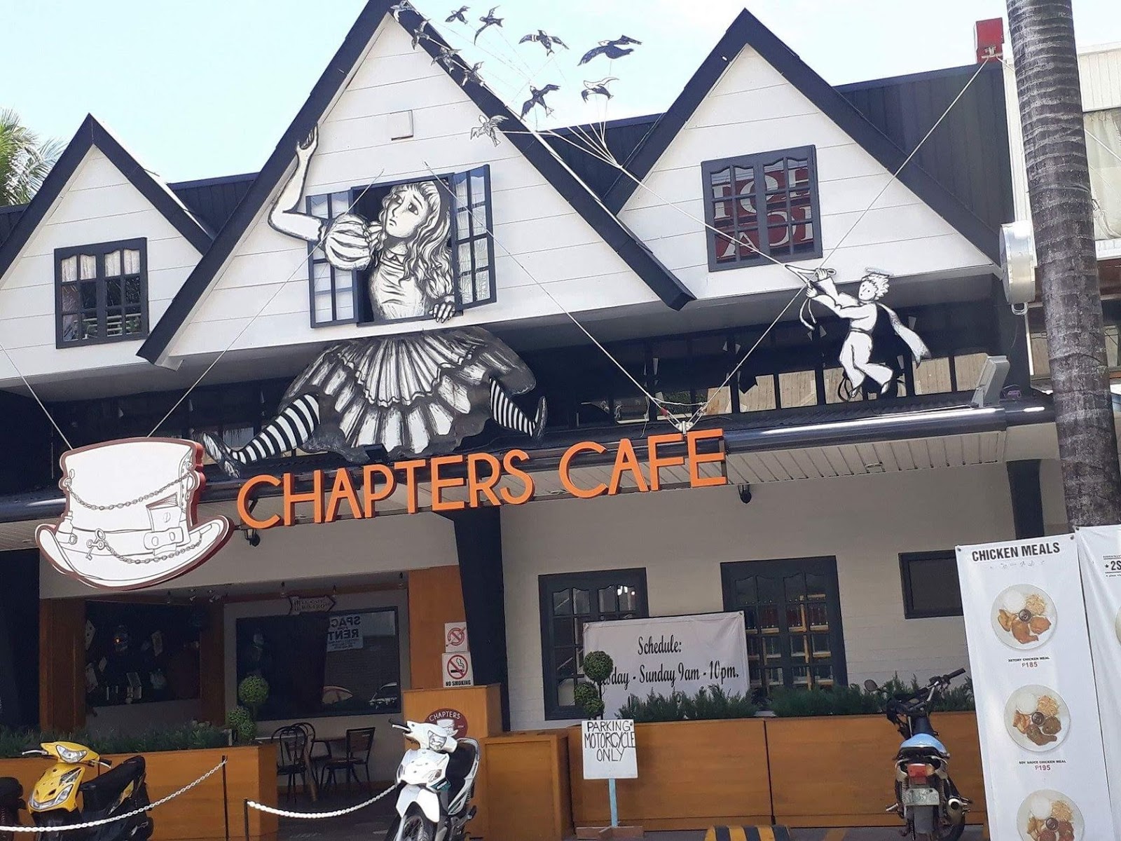Lunch date at Chapters cafe, made for bookworms and book lovers ...