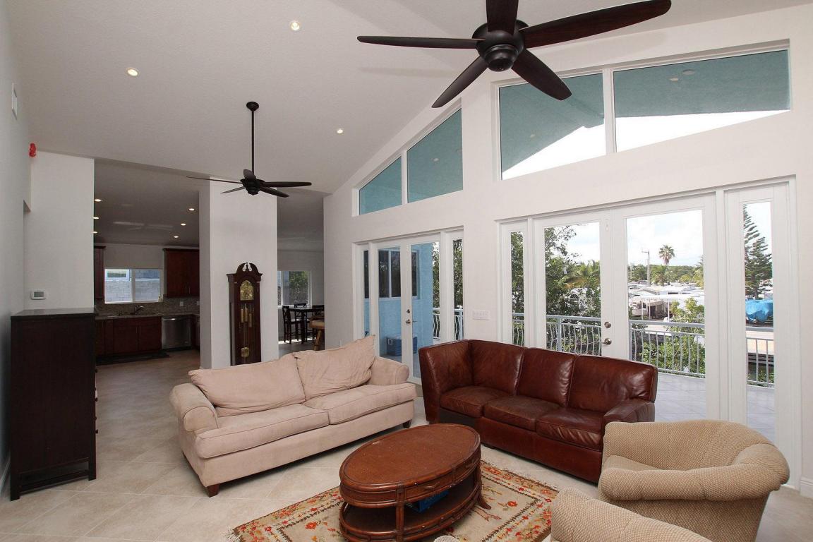 Real Estate in the Florida Keys: New CBS house in Key Largo Canal front ...