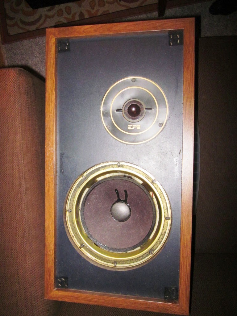 Speakerholic: Marantz SR1000