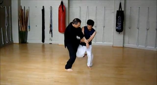 Dealing with wrist grabs