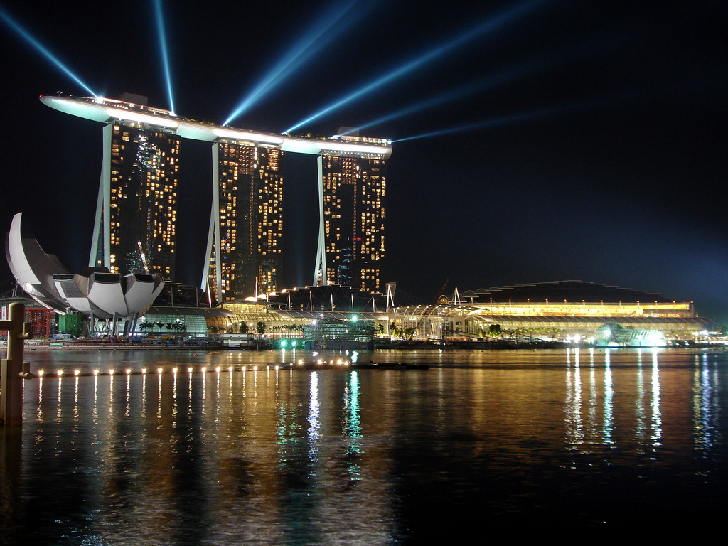 Passion For Luxury : Marina Bay Sands Hotel in Singapore