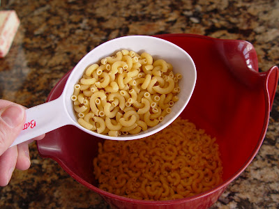 Creamy Macaroni and Cheese - Jamie Cooks It Up