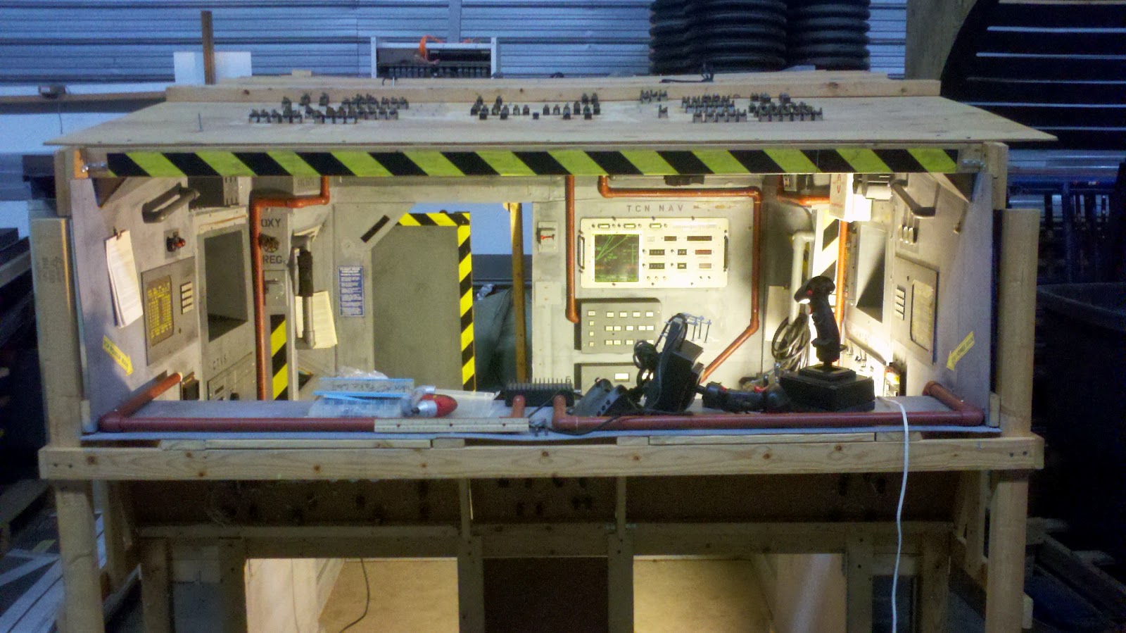 Pandora Machine Blog: Bring on the Set