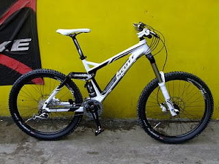 penjualan sepeda secara online: sepeda scott