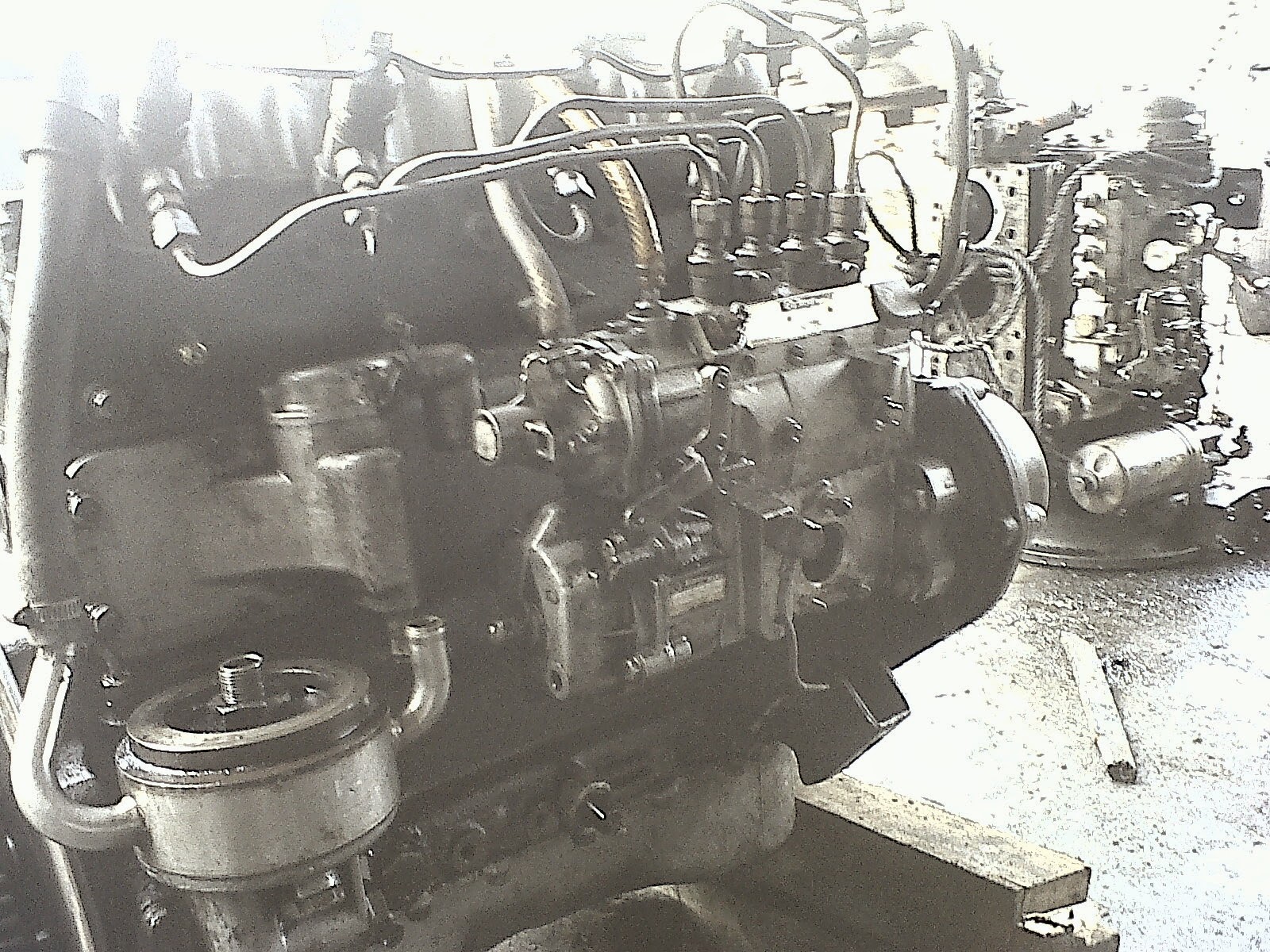 GALERRY: Definisi Mesin Diesel dan Keuntungannya