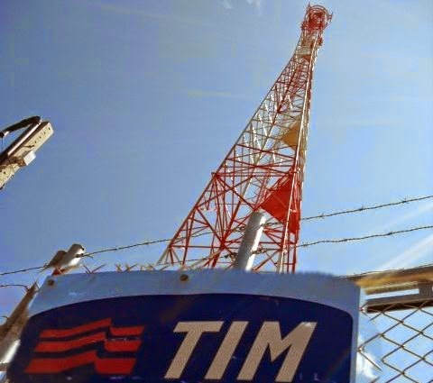 Cade aprova venda de torres da TIM para American Tower - Minha Operadora