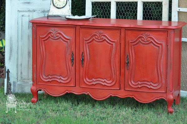 Evey's Creations: 5+ DIY Red Accent Furniture Pieces