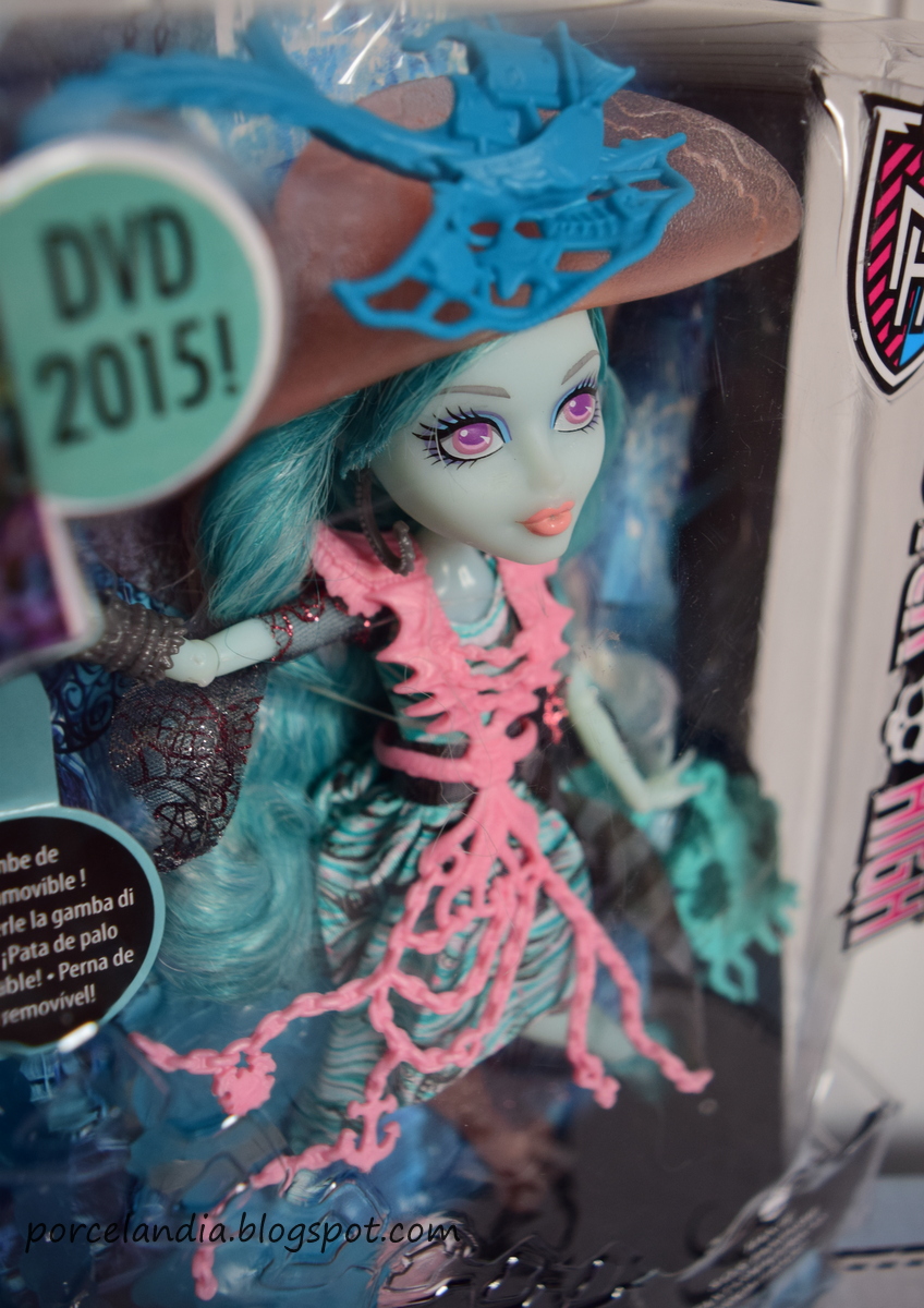 PORCELANDIA: Vandala Doubloons - /Hunted/ Doughter of a Pirate Ghost MH ...