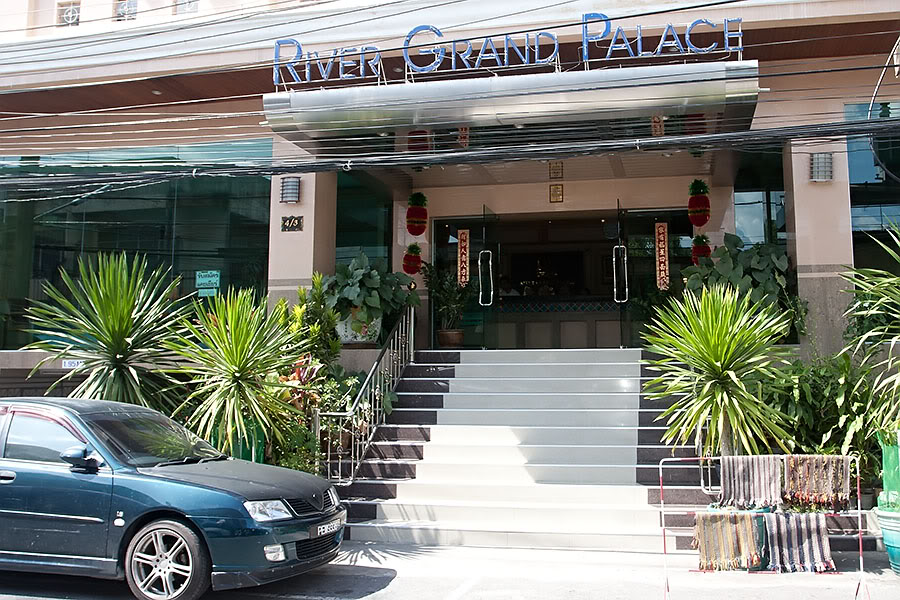 Hotels in Danok: River Grand Palace Hotel