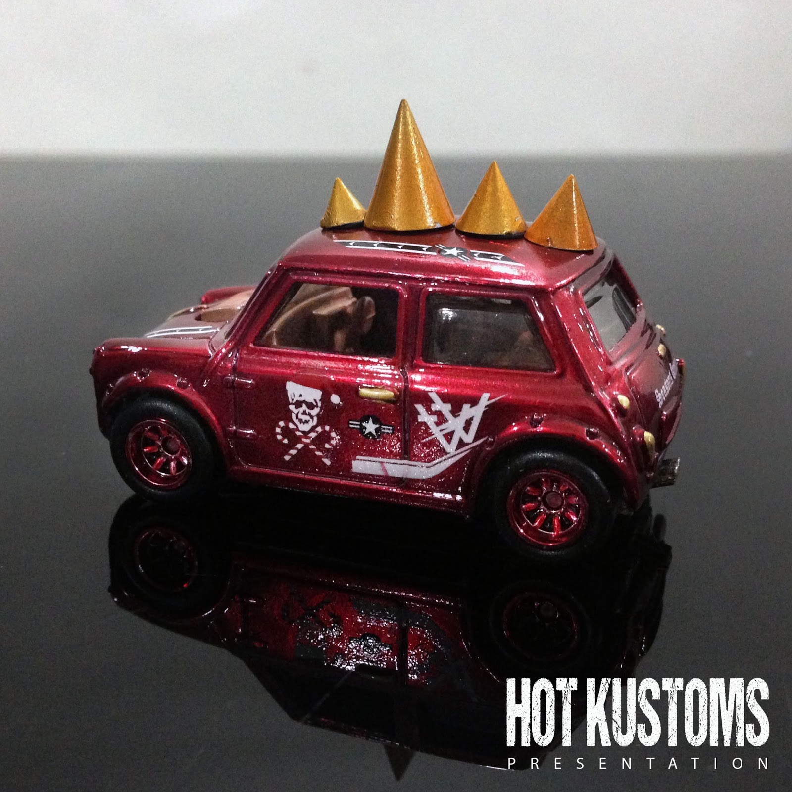 Hot Kustoms Mini Cars: Morris Mini "Smashing Christmas" as featured in ...