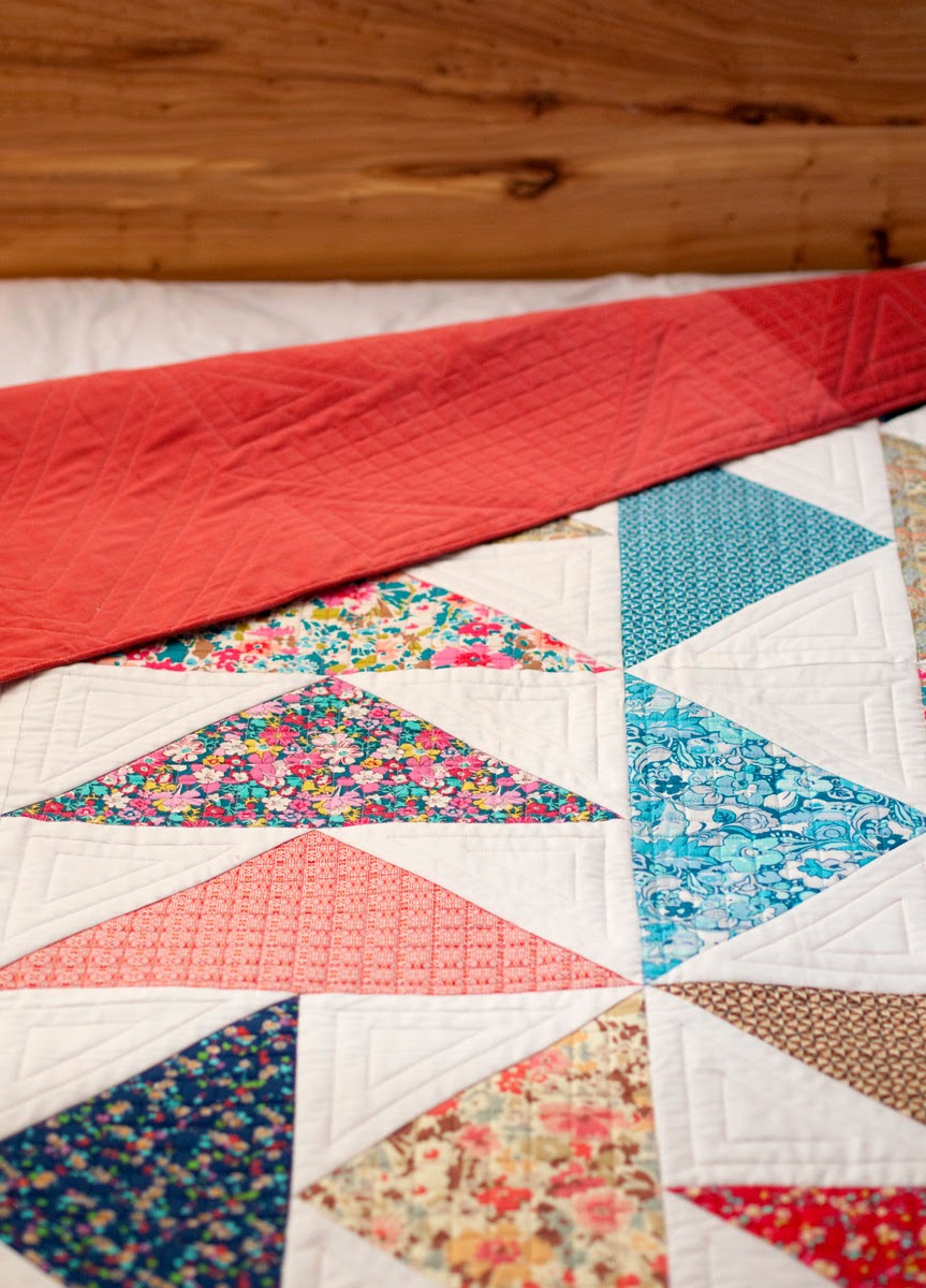 Fancy Tiger Crafts: New Fancy Pattern: Four Winds Quilt!