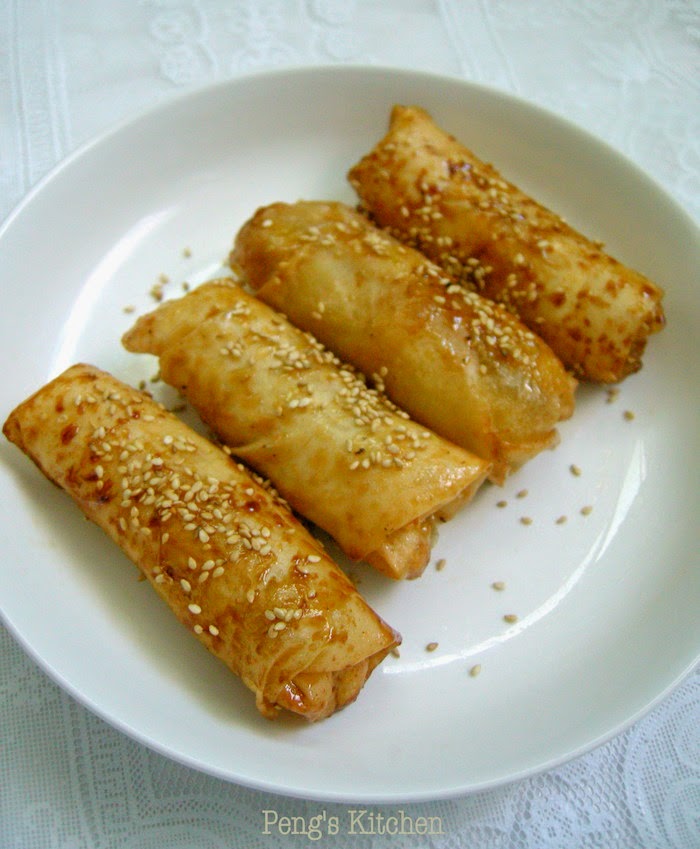 Peng's Kitchen: Turon Na Saging (Banana Spring Rolls)