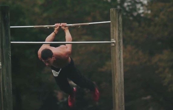 Lean Body Strategy : Bar Brothers Approach To Calisthenics