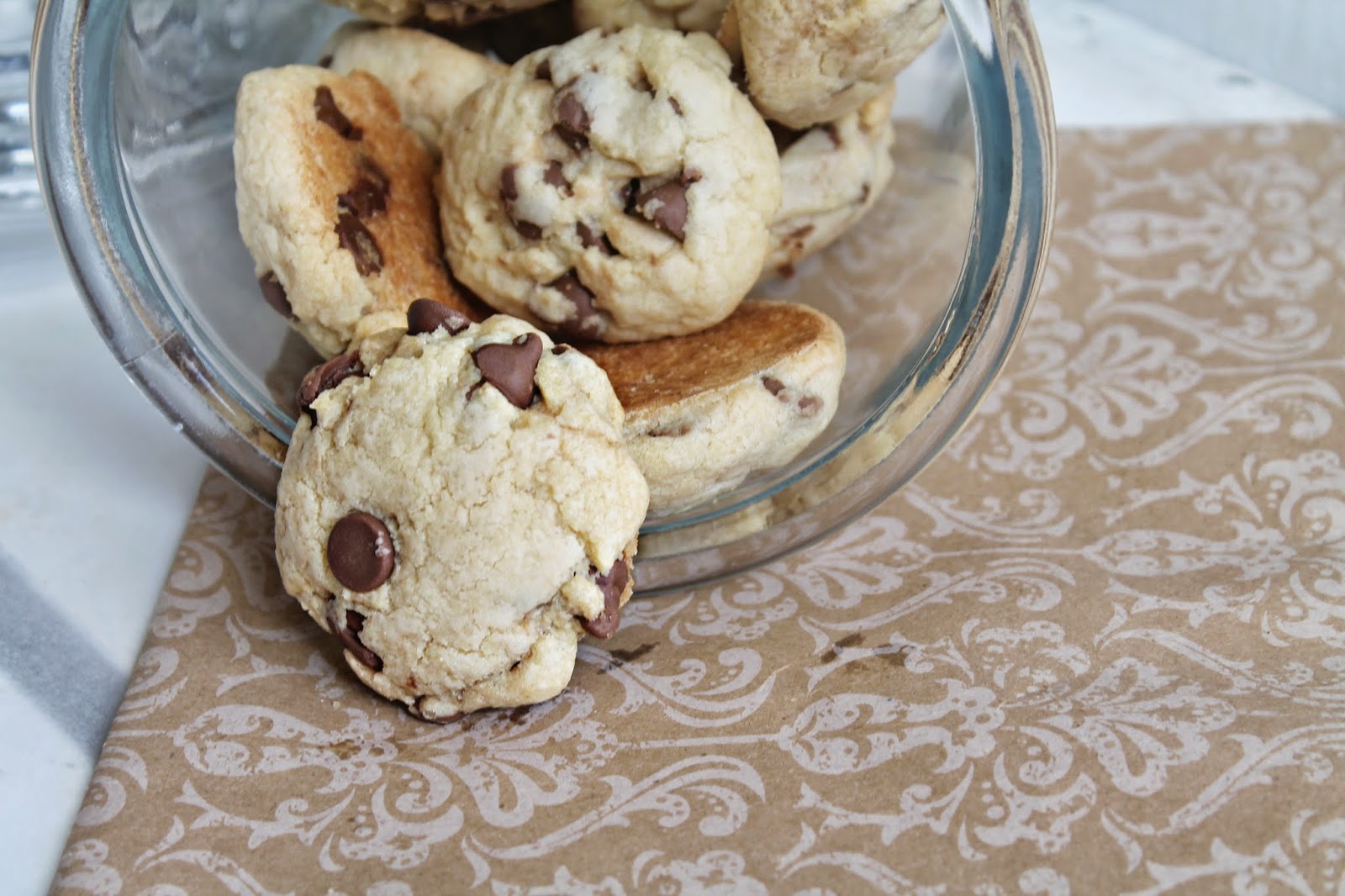 Lick The Spoon: Chewy Choc Chip Biscuits