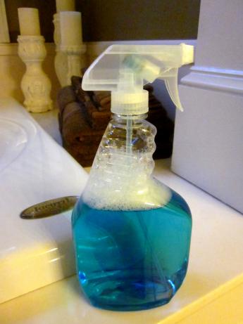 DIY Cleaner for Fiberglass or Plastic Shower/Tub Surround