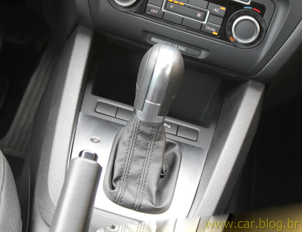 VW Jetta 2012 2.0 Flex Comfortline TipTronic: fotos, consumo e ficha ...