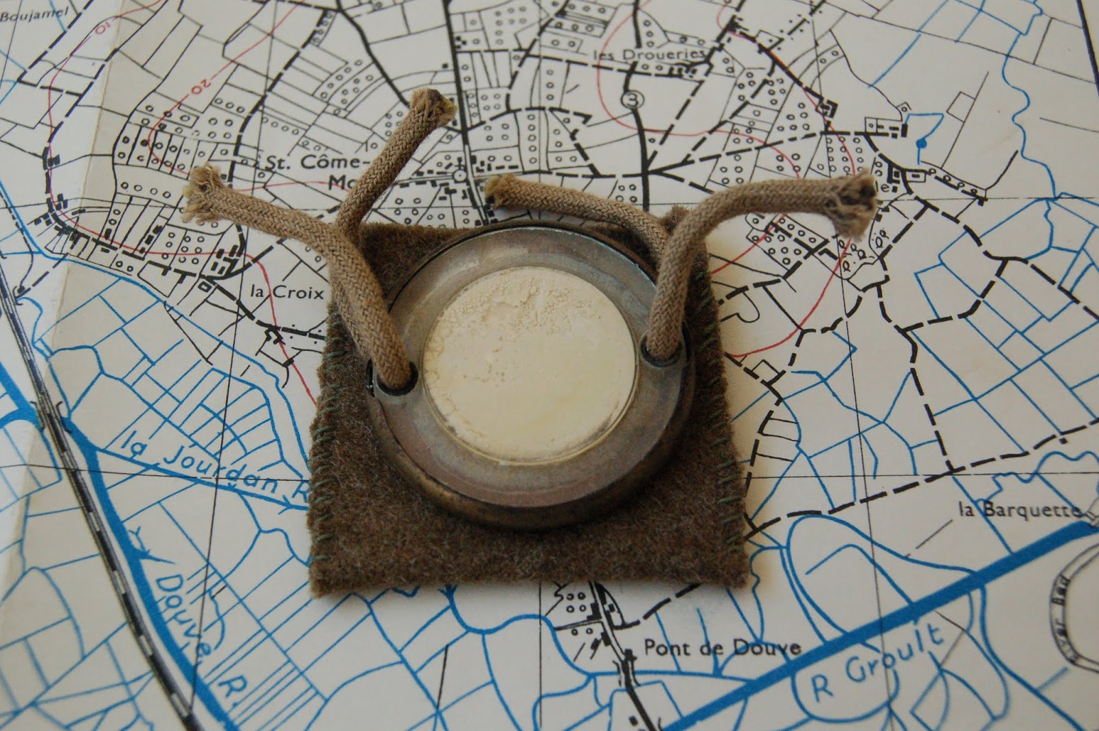 Promieniotwórczość wokół nas - fakty i mity: Luminous disc - świecący ...