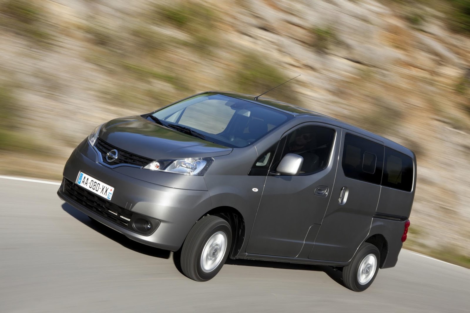 Nissan Evalia specification | Auto Cars - autoMobile