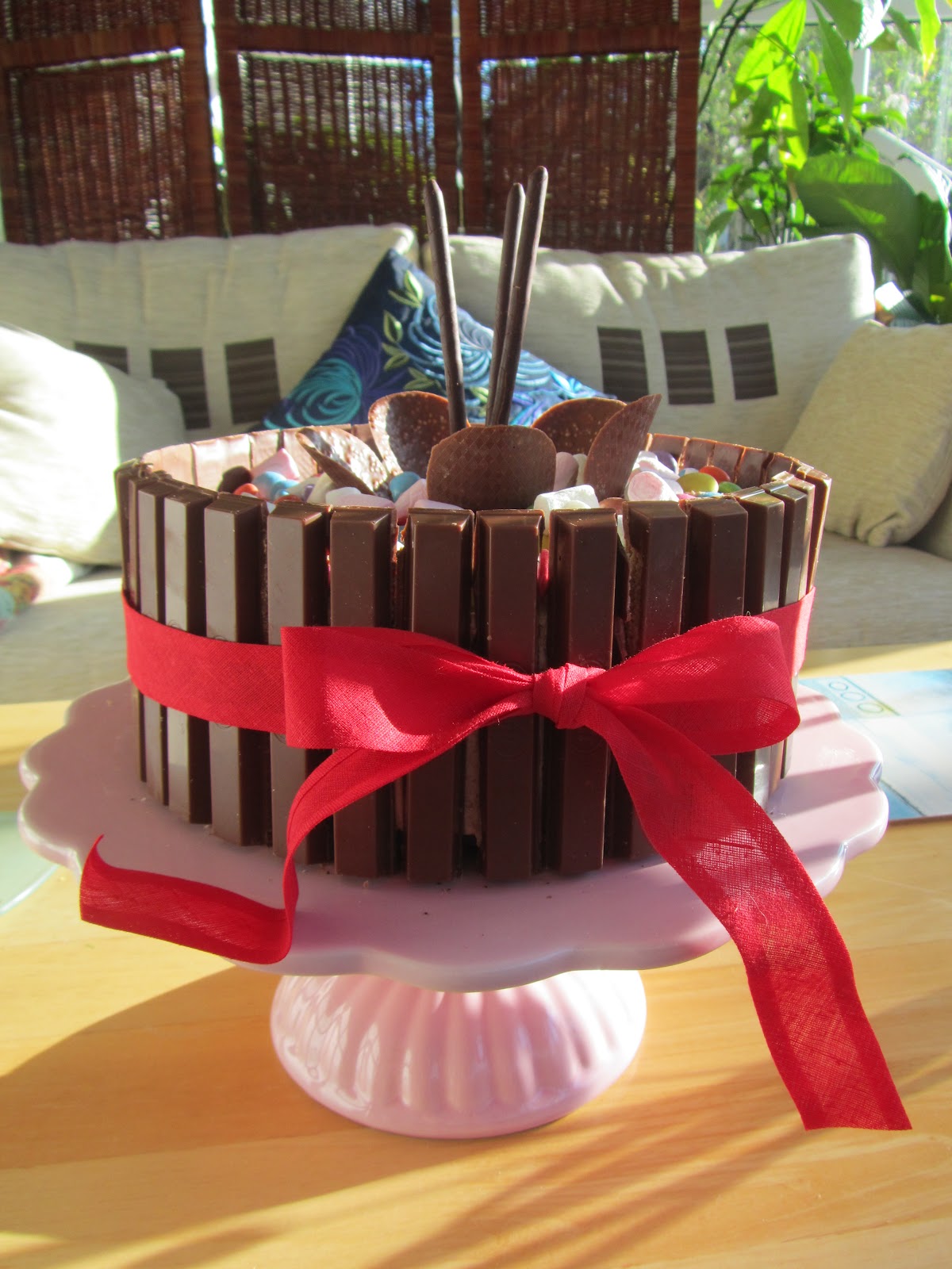 Maxine's Mix Ups x: 'K' is for.....Kit Kat Cake
