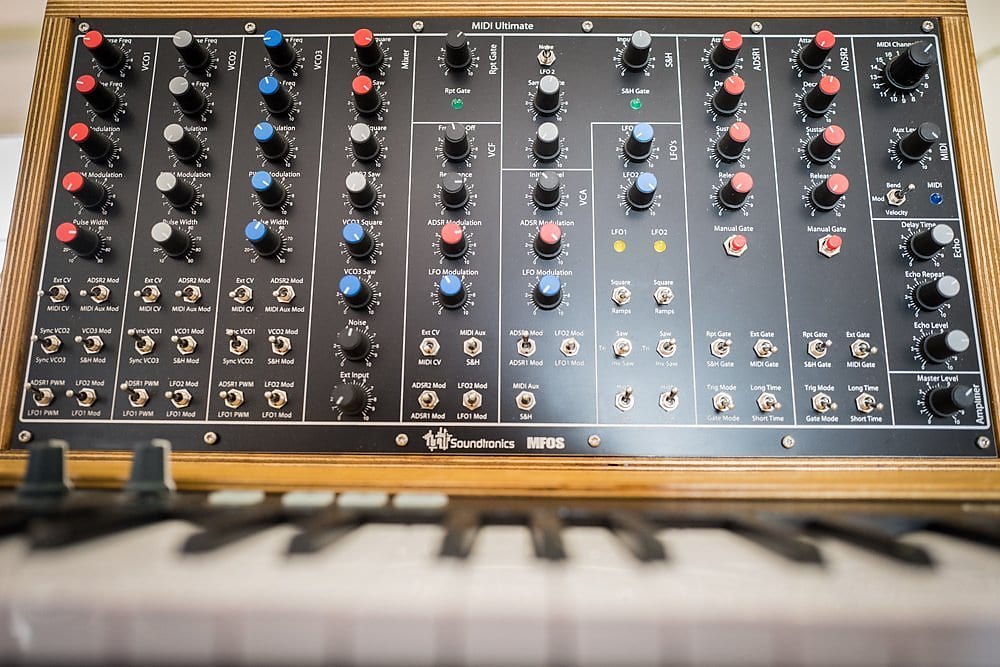 MATRIXSYNTH: Soundtronics MFOS Soundlab MIDI Ultimate with Arturia ...