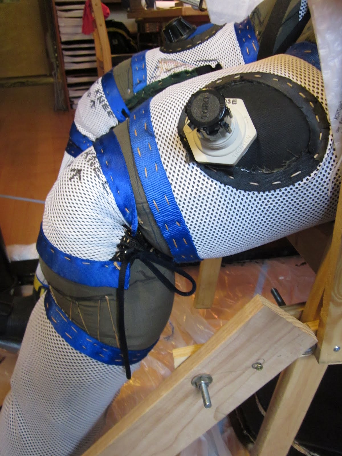 Immanyarok: Pressure Restraint Garment Work - 4psi